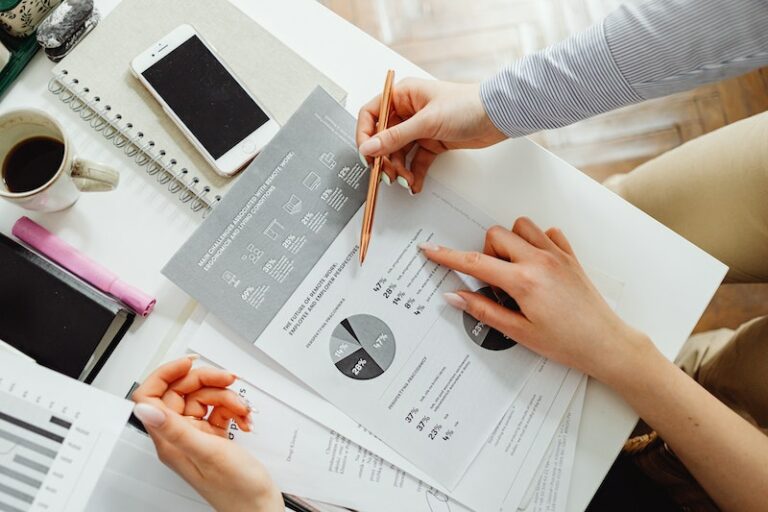 How to Forecast Accounts Receivable for Small Business - Envoice