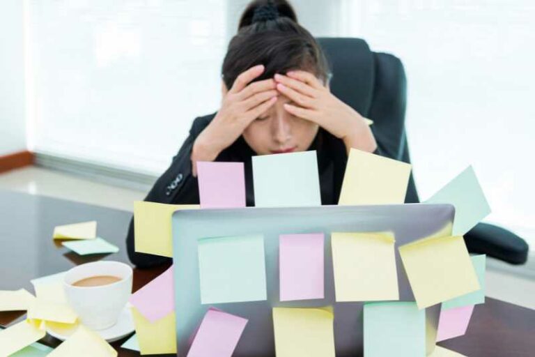 Extract Data from Invoice - A Simple Way to Do It - Envoice